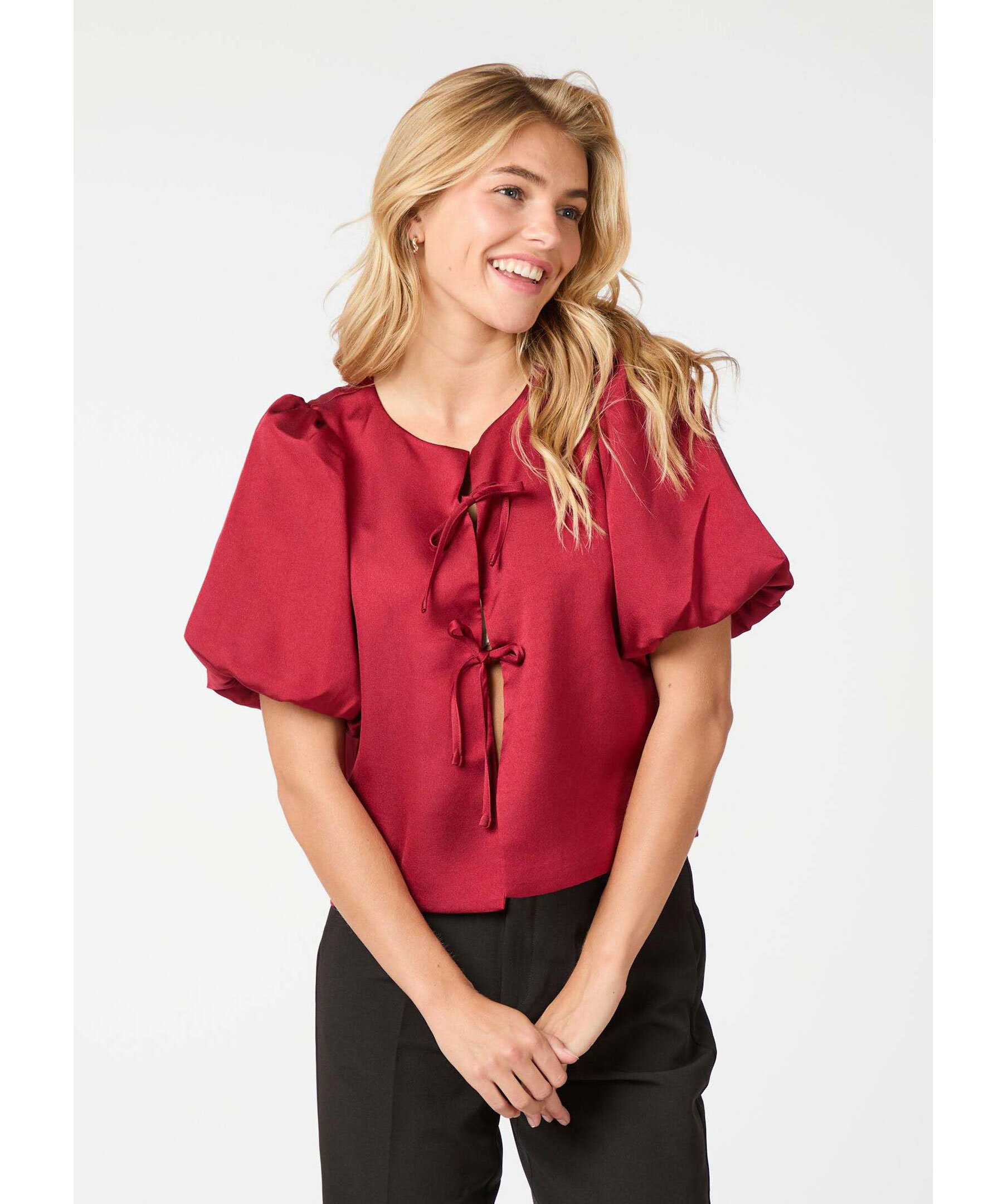 Handla Aska dull satin blouse, Röd hos Johnells.se | 162685-682